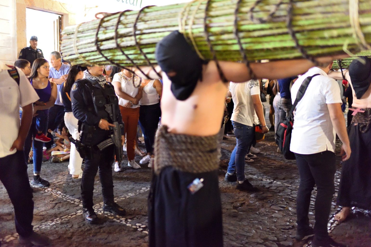 Pasión, muerte y diversión en semana santa - Tlachinollan | Centro de ...